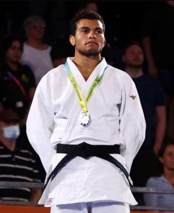 Faye Njie becomes 1st Gambian silver medalist in Commonwealth Games ...