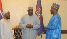 IOU Chancellor meets President Barrow - The Point