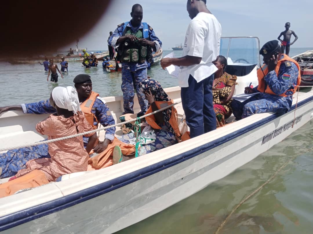 Navy conducts emergency evacuations for patients - The Point